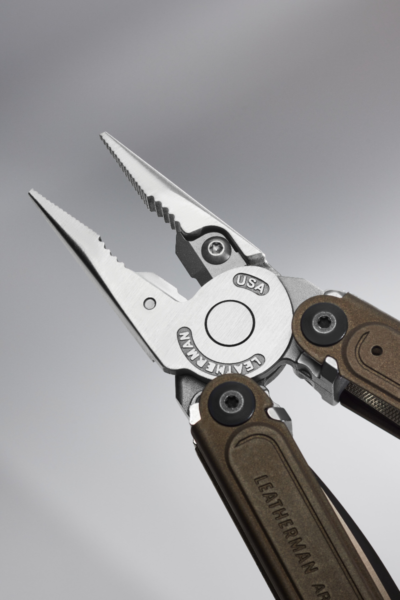 Leatherman ARC | Multi Tool | 20 Tools | MagnaCut Steel | Engravable ...