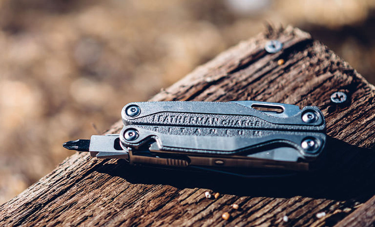 Leatherman Charge® + TTi | Multi Tool | 19 Tools | Titanium ...