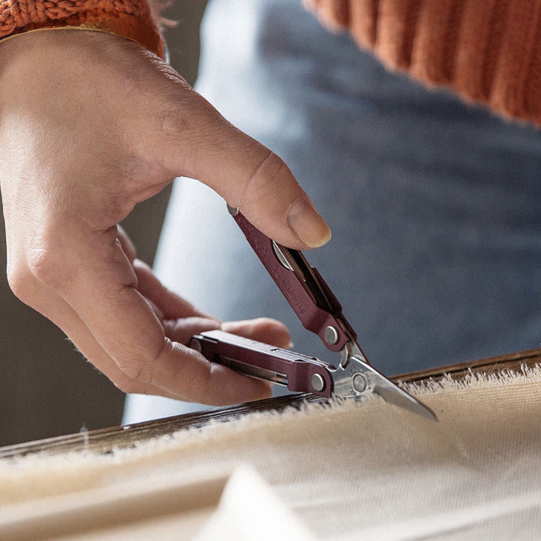 Leatherman Micra® | Multi Tool | 10 Tools | Red | Black | Stainless ...