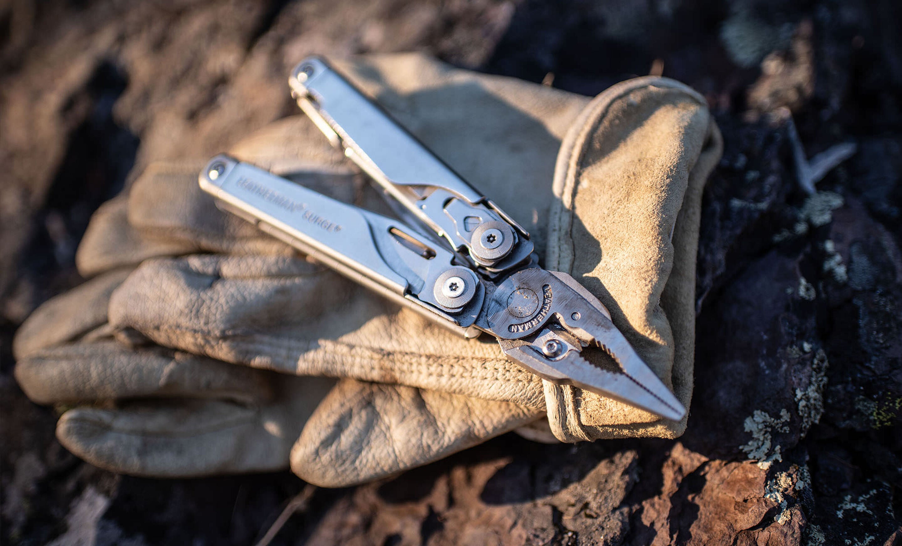 Leatherman Surge® Stainless | Multi Tool | 21 Tools | Stainless Steel ...